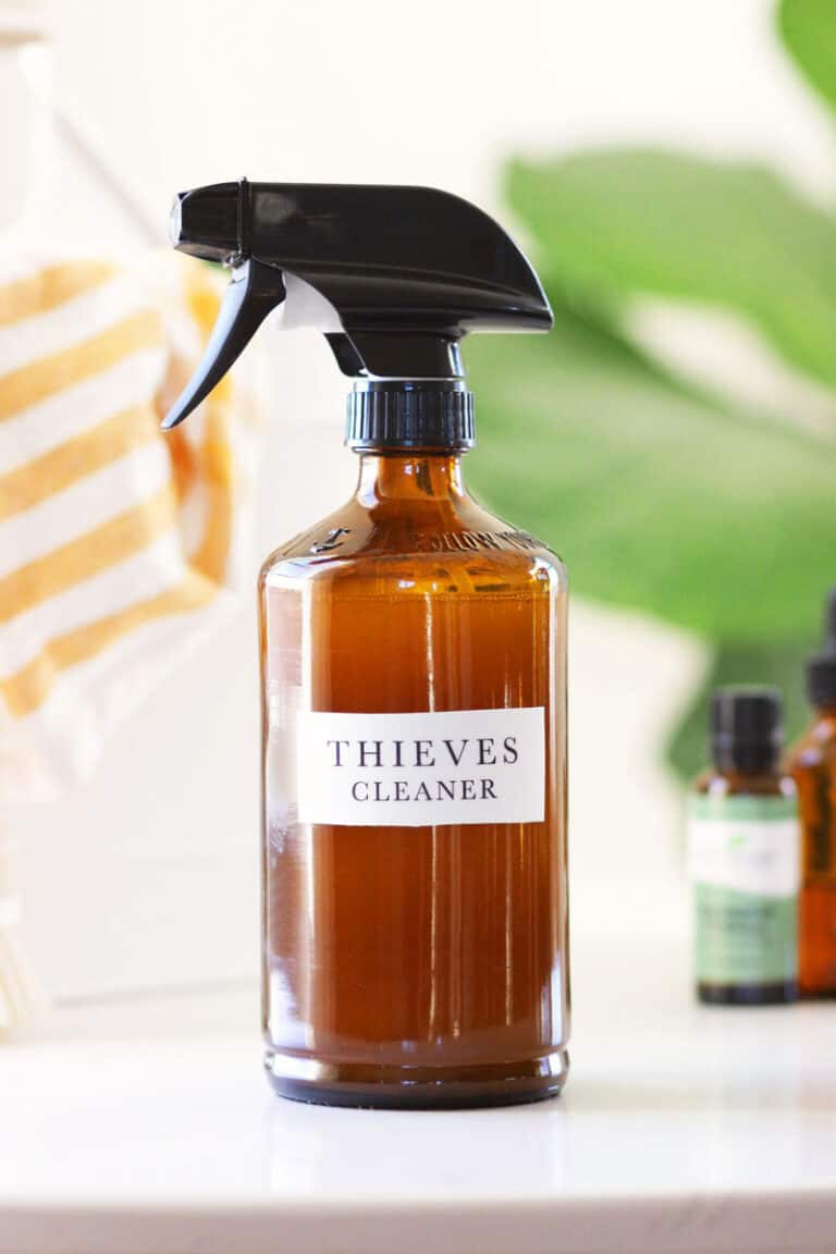 How To Make DIY Thieves Cleaner - And Thieves Oil Blend